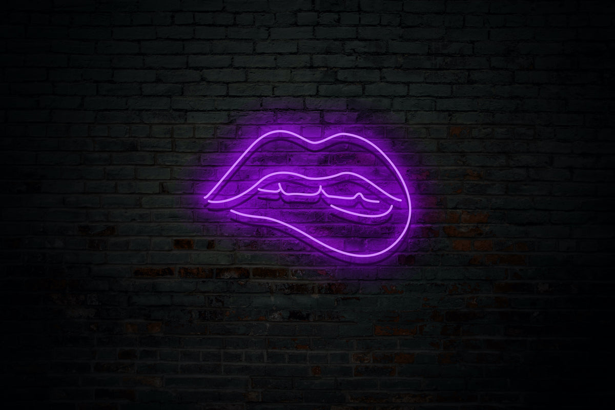 Lips – @NEONs.co.uk
